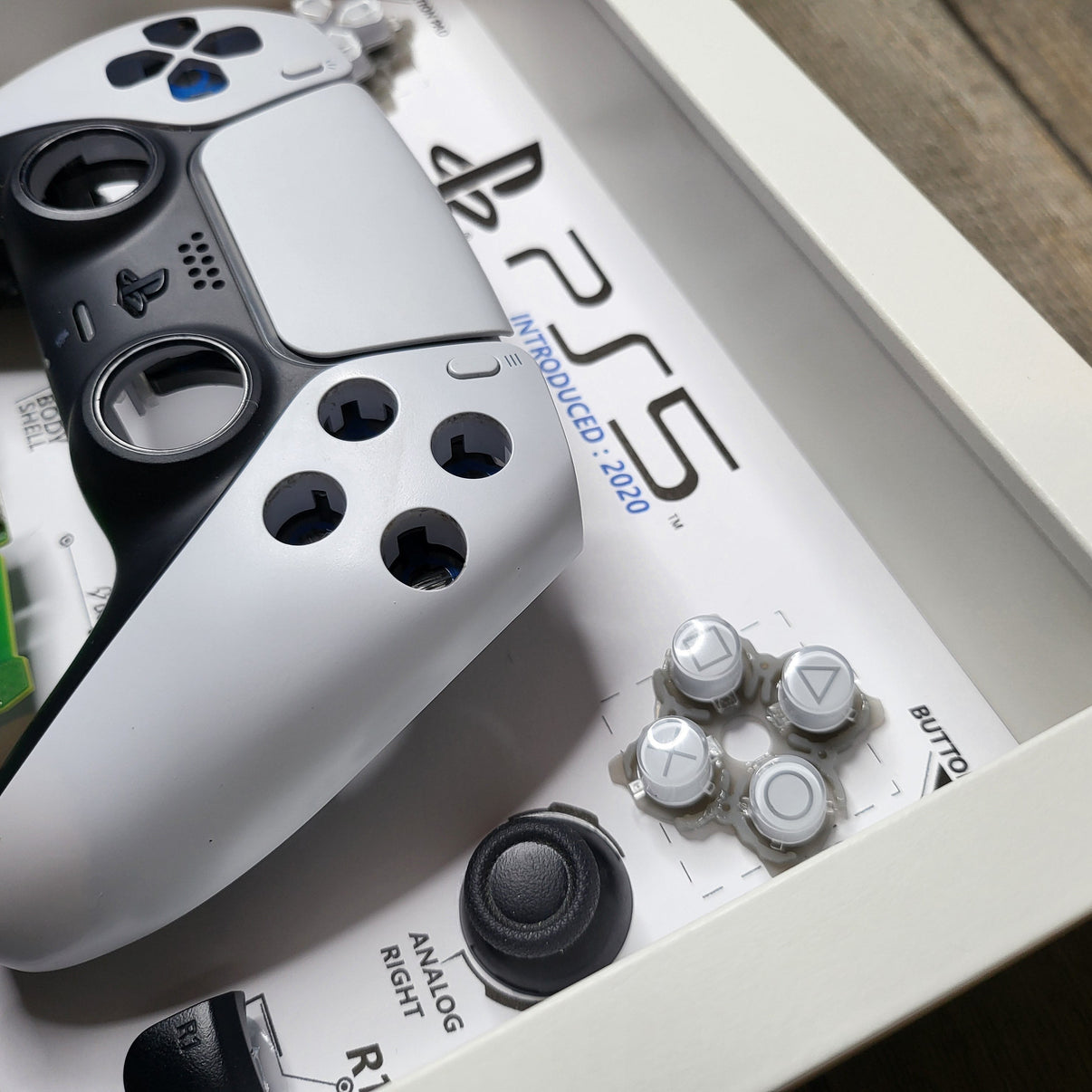 Playstation Ps5 framed controller shadow box white – Dice and Game